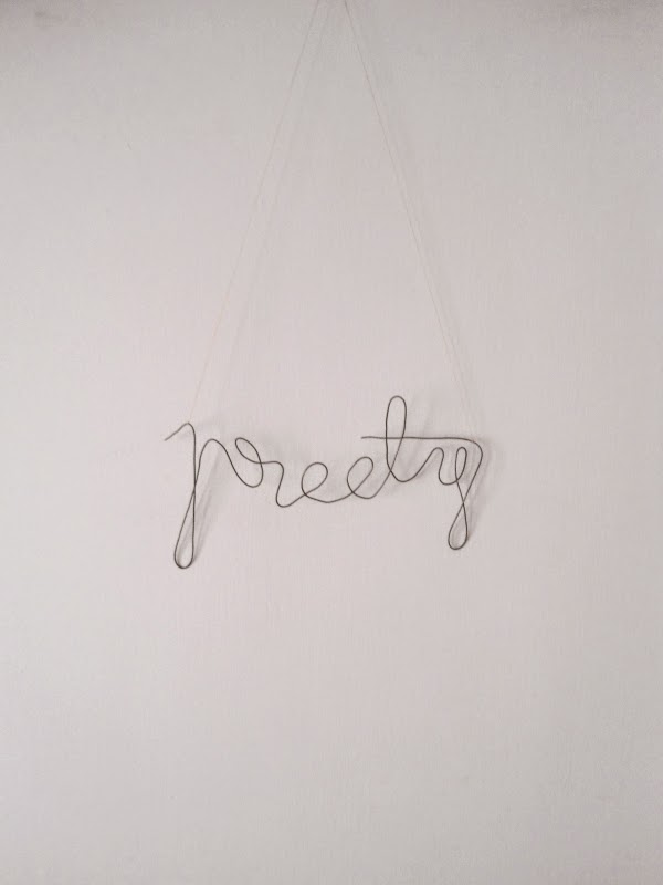 Crafty: DIY Anthro Inspired Wire Wall Art/Jewelry Display