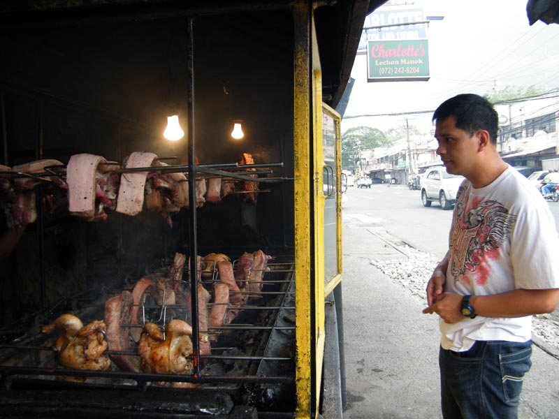 adobongblog: Lechon Manok by the beach