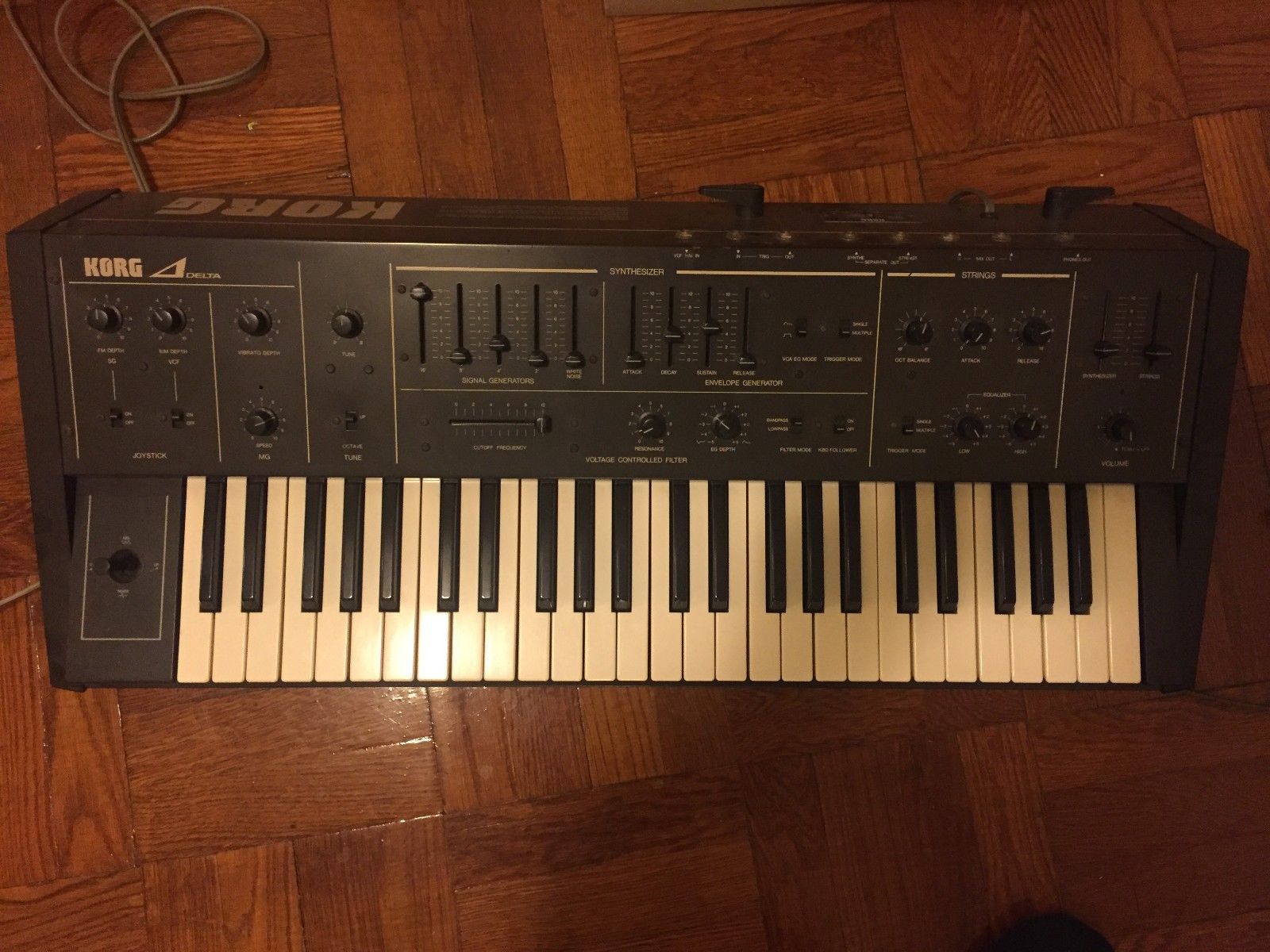 MATRIXSYNTH: Korg Delta Vintage Analog Synthesizer Strings Synth SN 289448