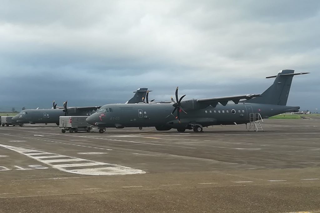 LEONARDO DELIVERS THIRD P-72A TO ITALIAN AIR FORCE - Blog Before Flight ...