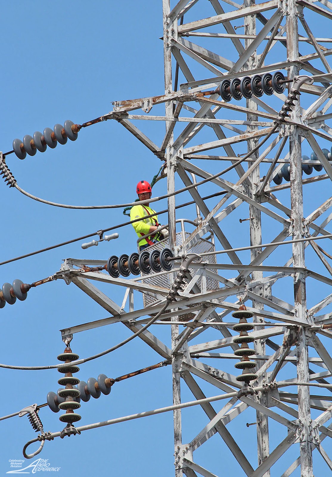 The Aero Experience: St. Louis Power Lines Serviced Using Helicopter ...
