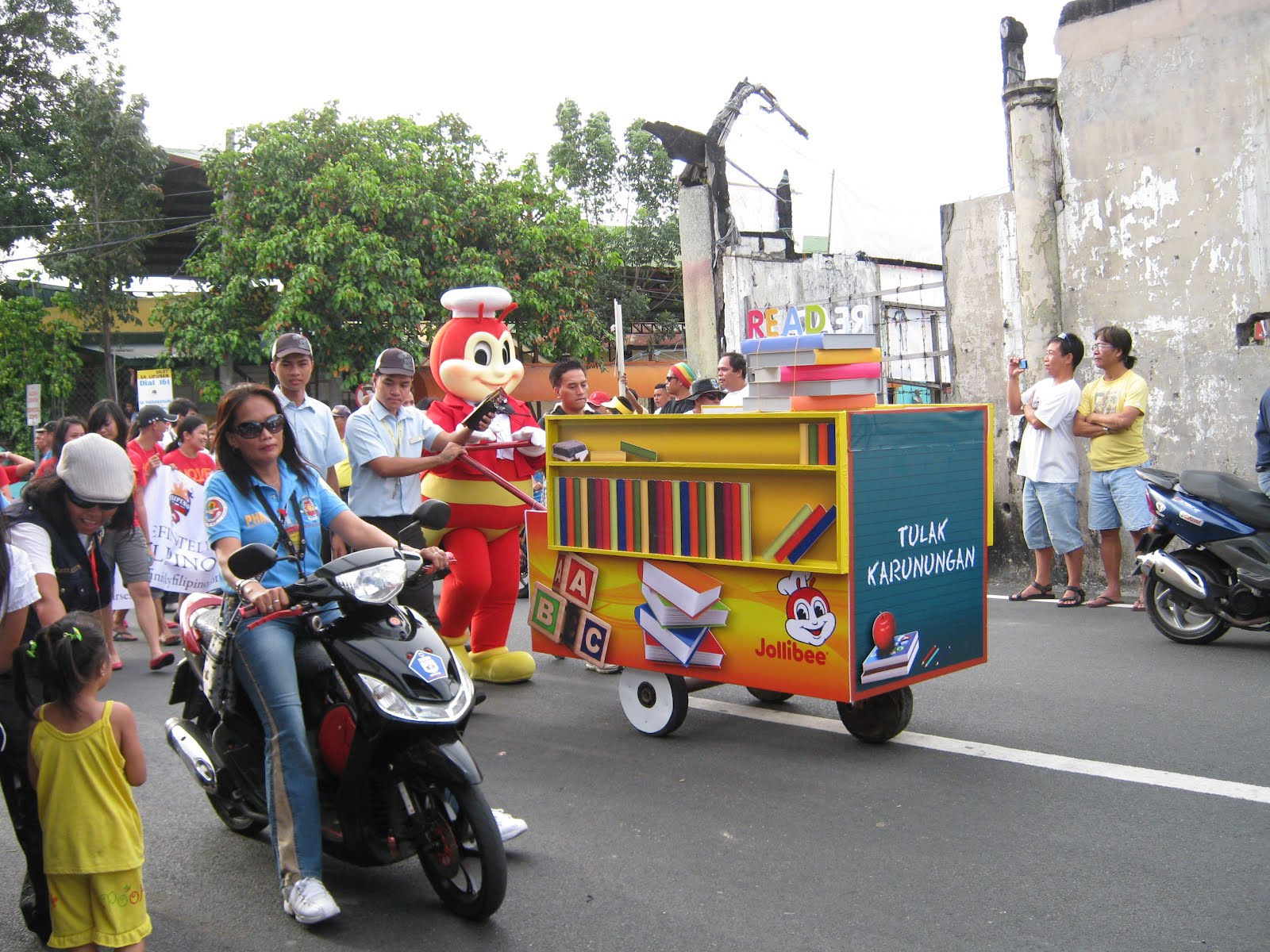 Lutong Cavite : Kariton Revolution