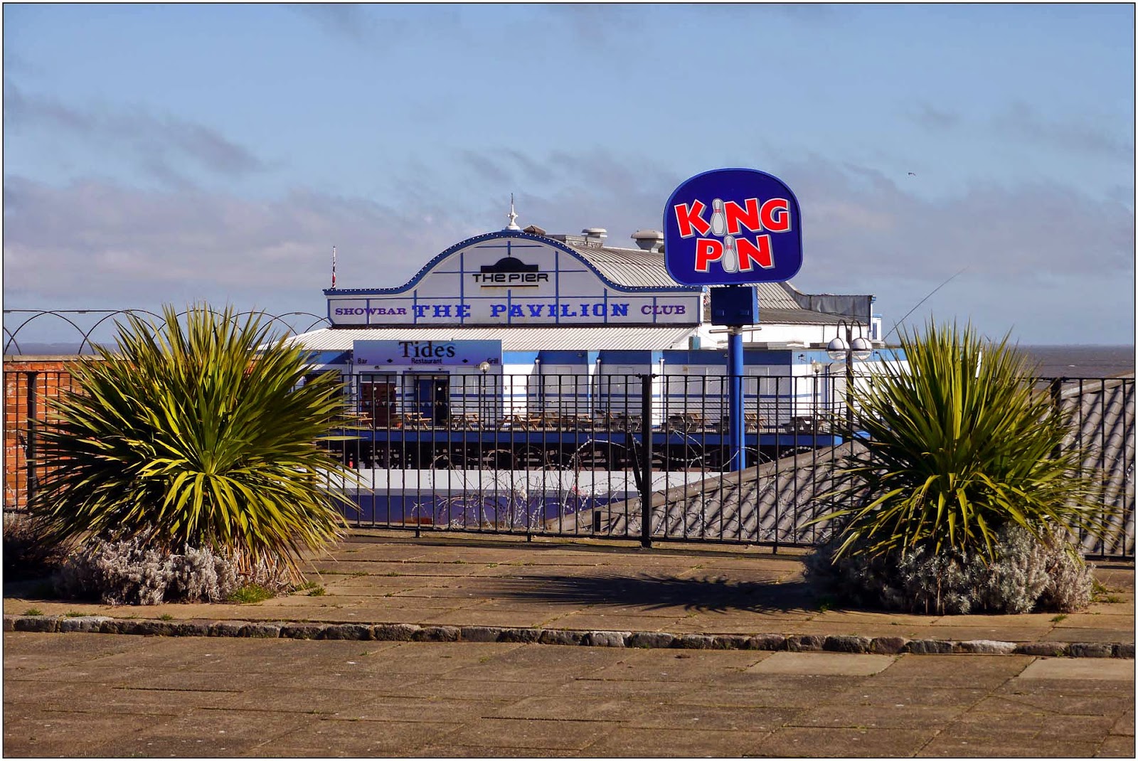 Lincolnshire Cam: Cleethorpes Promenade Walk. (3 of 3).