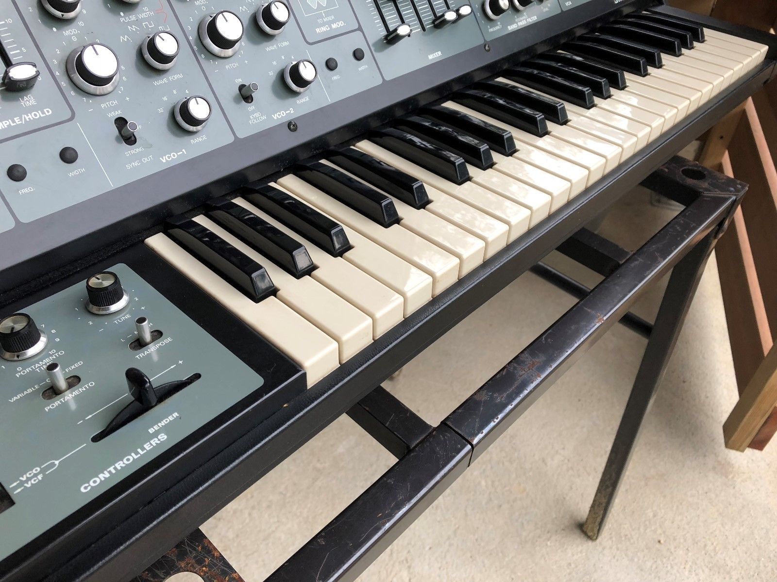 MATRIXSYNTH: Roland SH-5 monophonic synthesizer