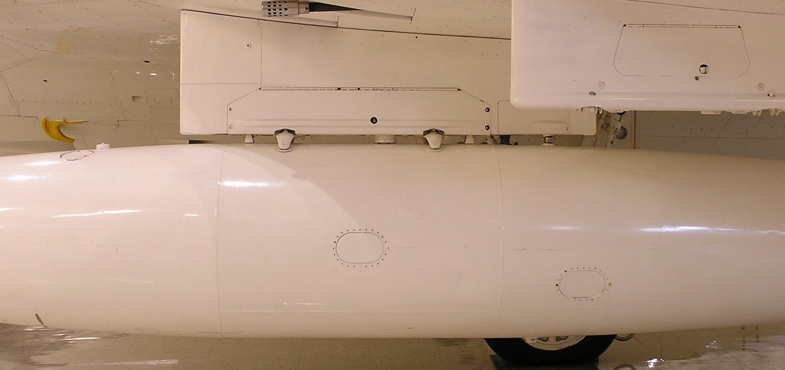 Tailhook Topics: Douglas Low-drag External Fuel Tanks