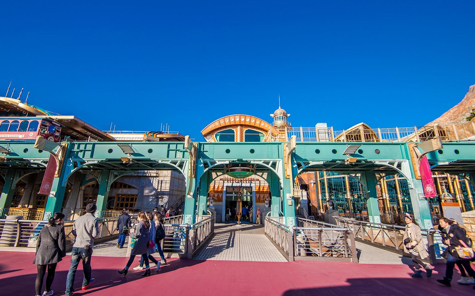 Discovering the Electric Railway