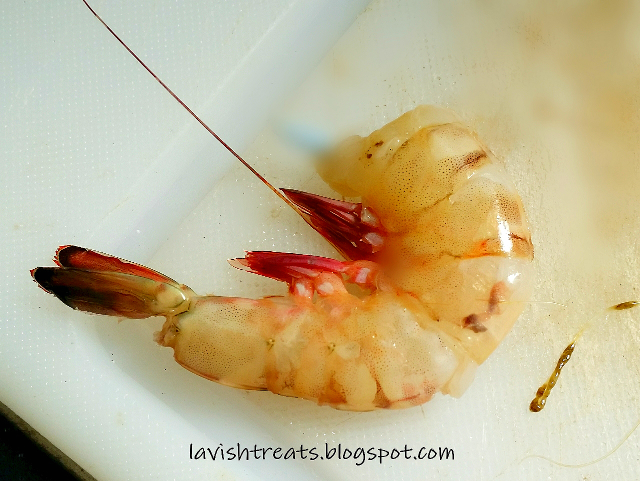 Lavish Treats: Cleaning Prawns and Shrimps
