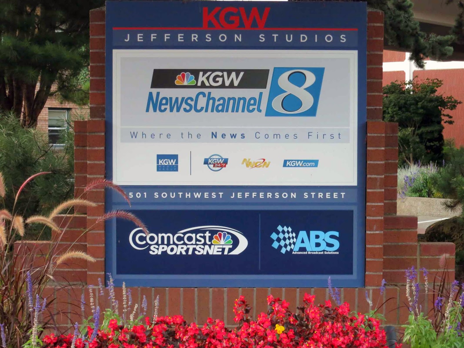 The ZehnKatzen Times: [PDX] The Studios Of Portland: Retro-cool KGW-TV