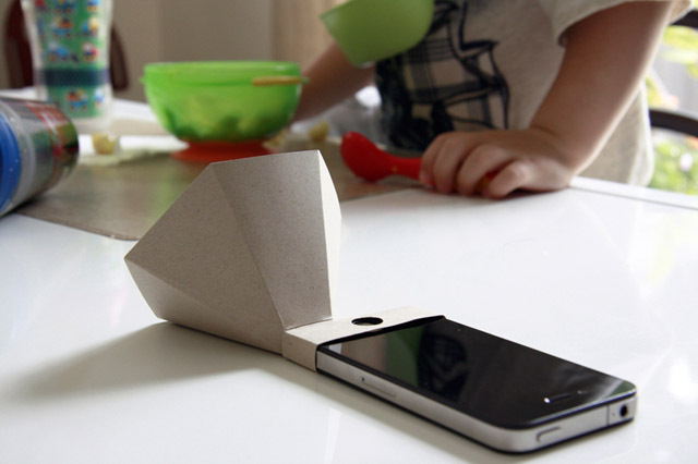 eco-amp: 再生紙でできたiPhone用スピーカアンプ♪ | Blog!NOBON