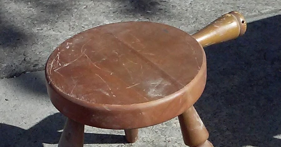 UHURU FURNITURE & COLLECTIBLES: SOLD Vintage Milkmaid's Stool - $20
