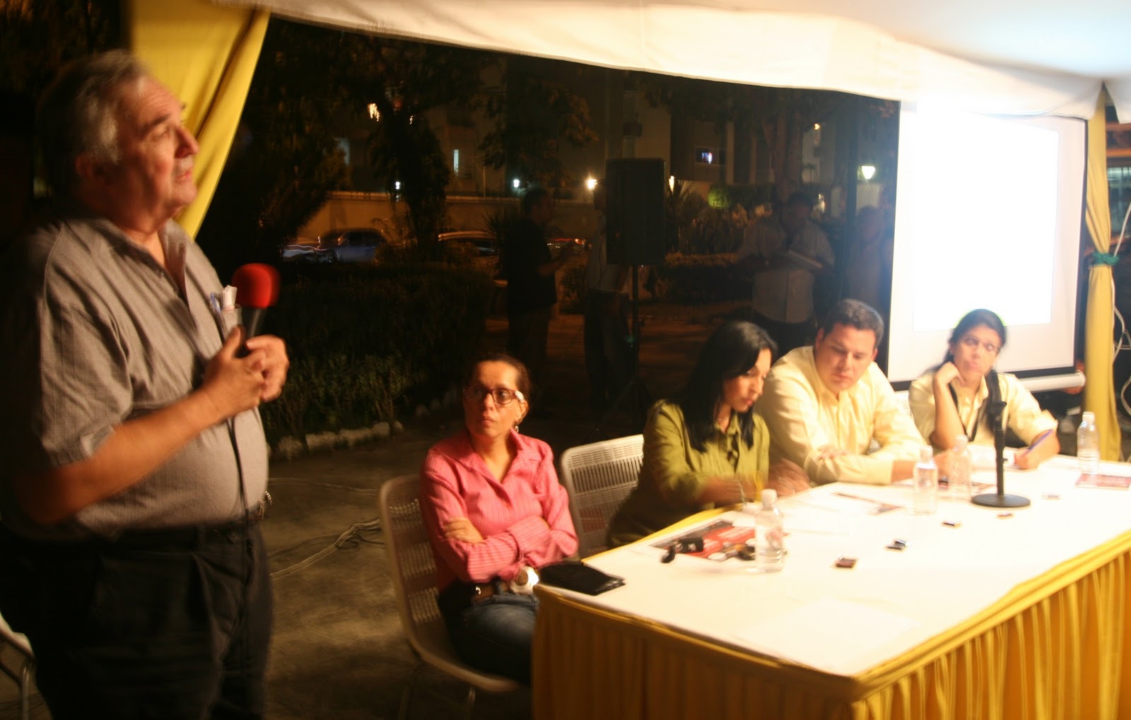 Flavia Martineau - Juntos por un futuro mejor: Vecinos de Macaracuay ...