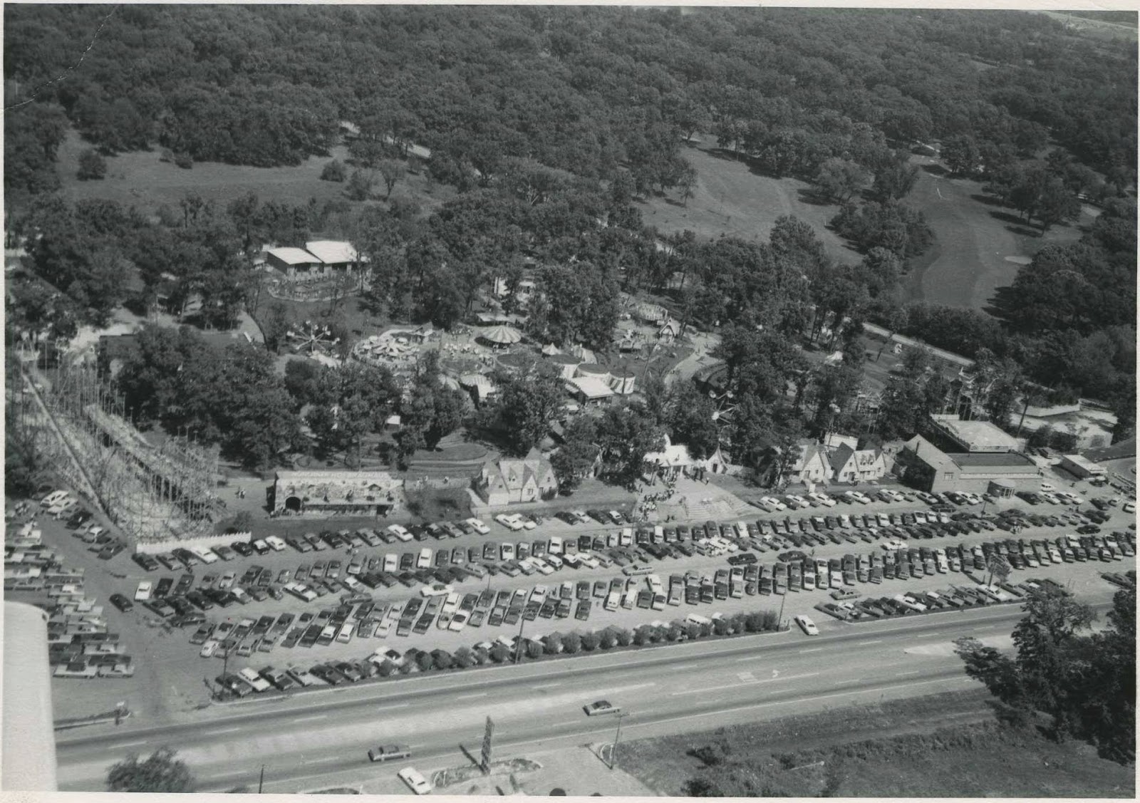 The Digital Research Library of Illinois History Journal ...