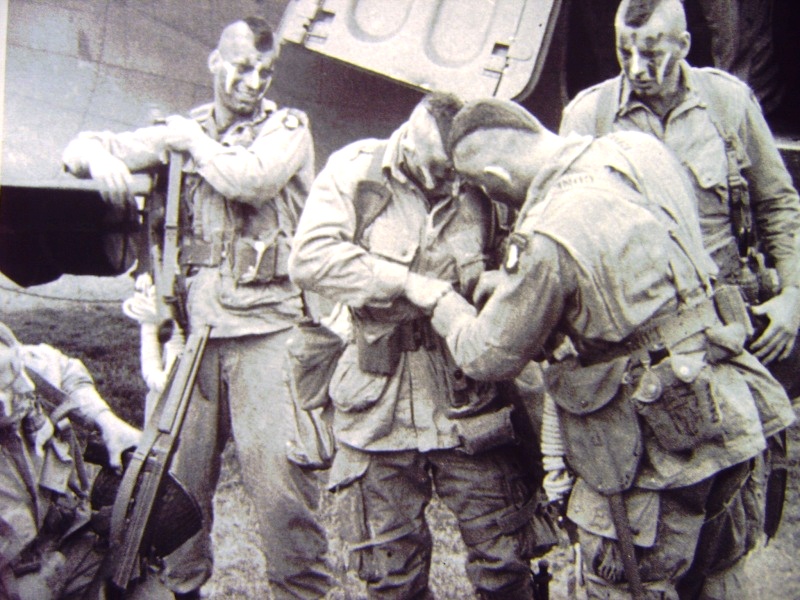 “THE FILTHY 13” LOS MOHICANOS EN NORMANDÍA