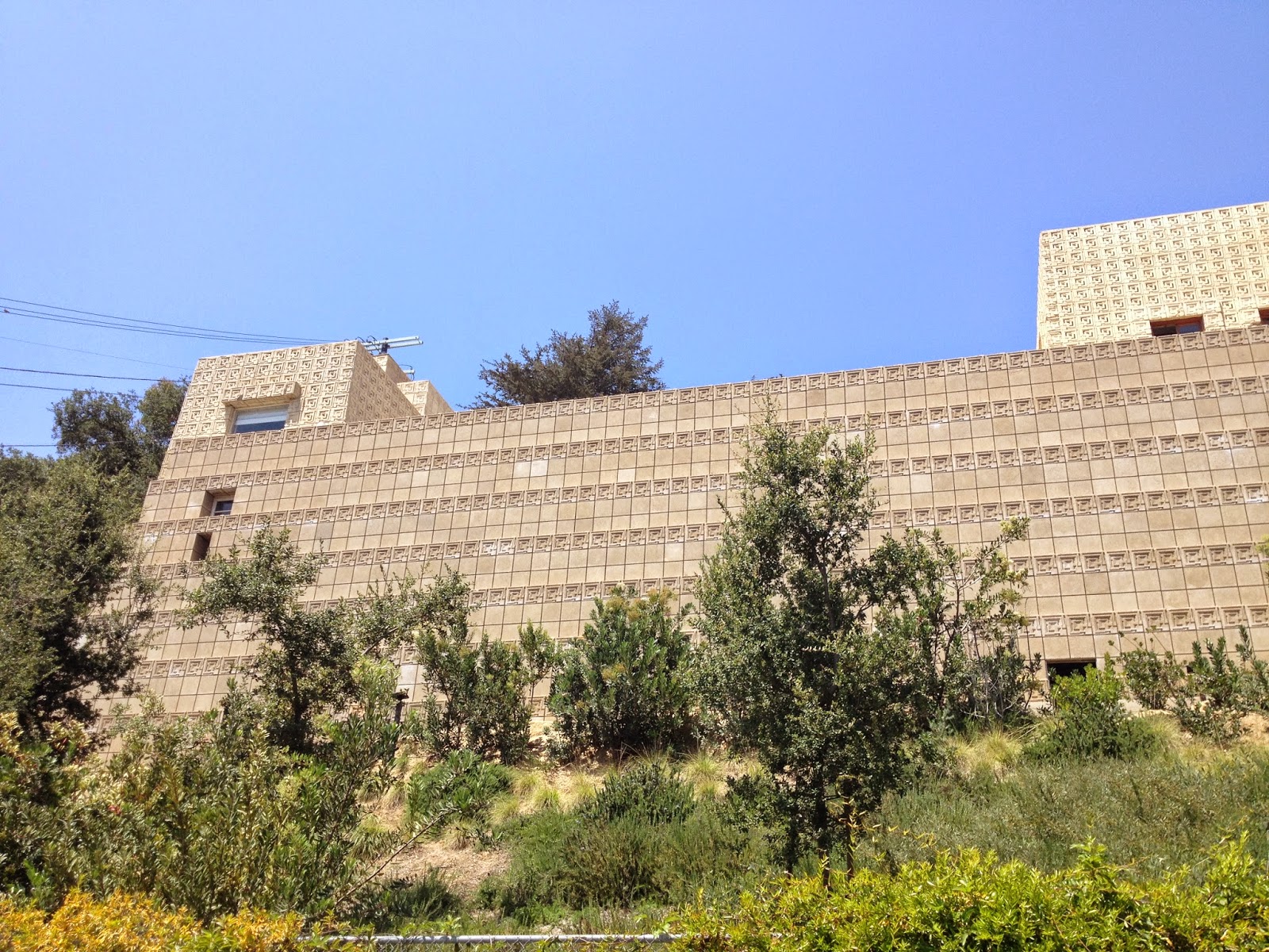 Instant House: West Coast Instant House - Wright's Textile Block Houses