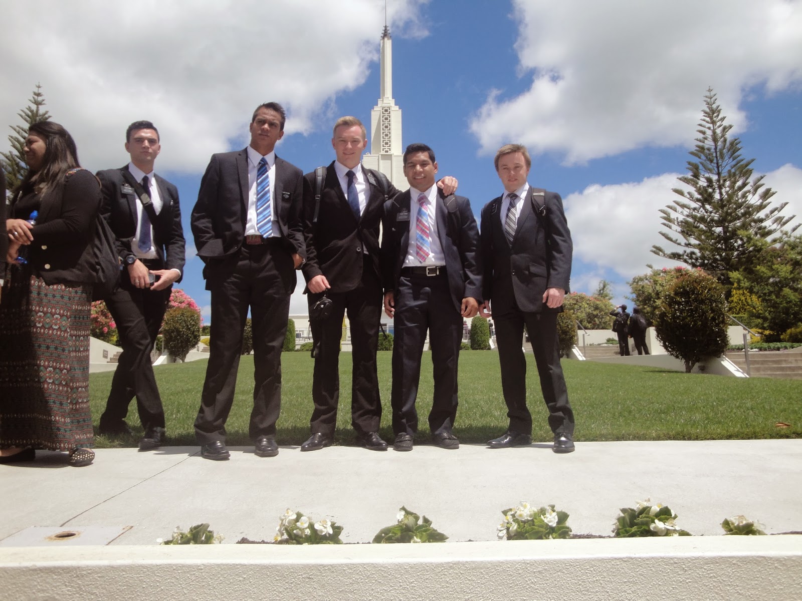 Behold! A Royal Army: Elder Almen Thorpe - November 24, 2013