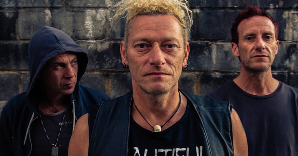 just some punk songs: The Blunders - Tv Bastard