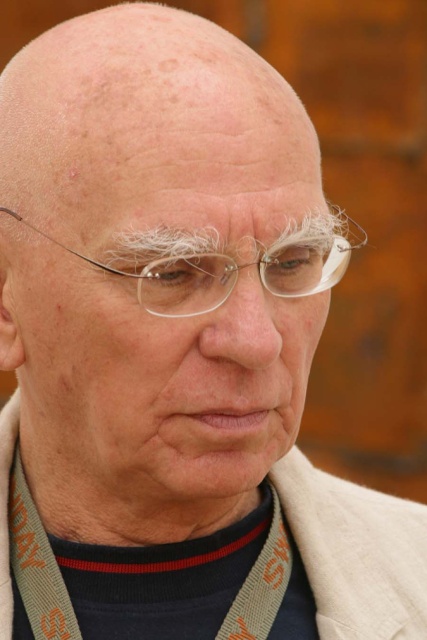 HORIA MUNTENUS: LISTA C.N.S.A.S. (PARTEA A PATRA). INTELECTUALI ...