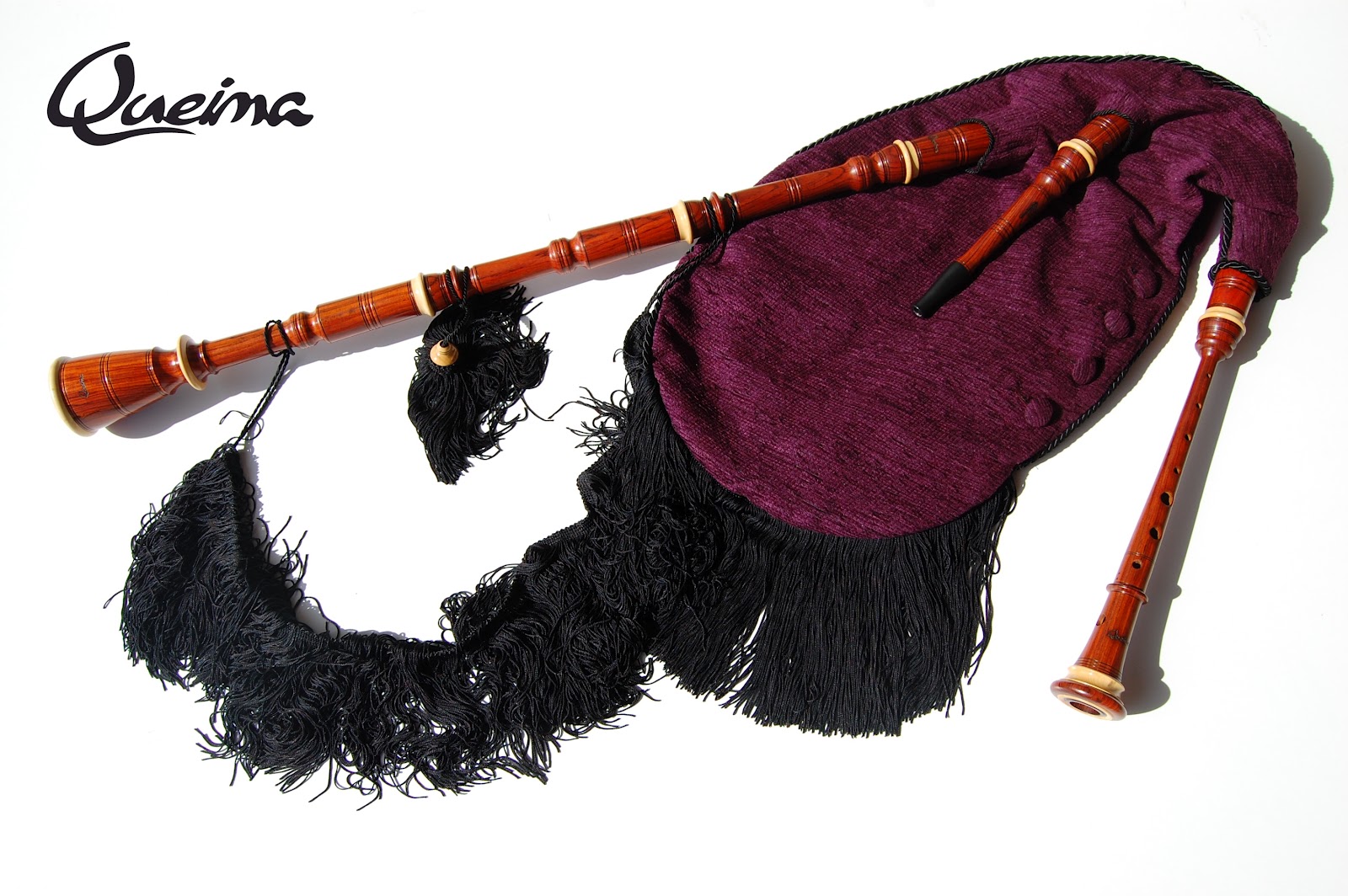 Instrumentos tradicionais: - Gaita