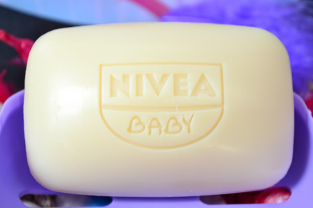 Vanity, Thy Name Is Woman: PRODUCT REVIEW: NIVEA BABY