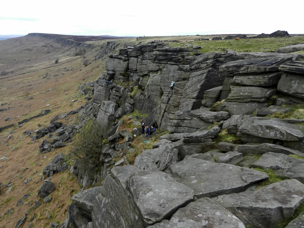 Walking Stanage Edge in the Peak District - It's Good To Walk! ~ TrekSnappy
