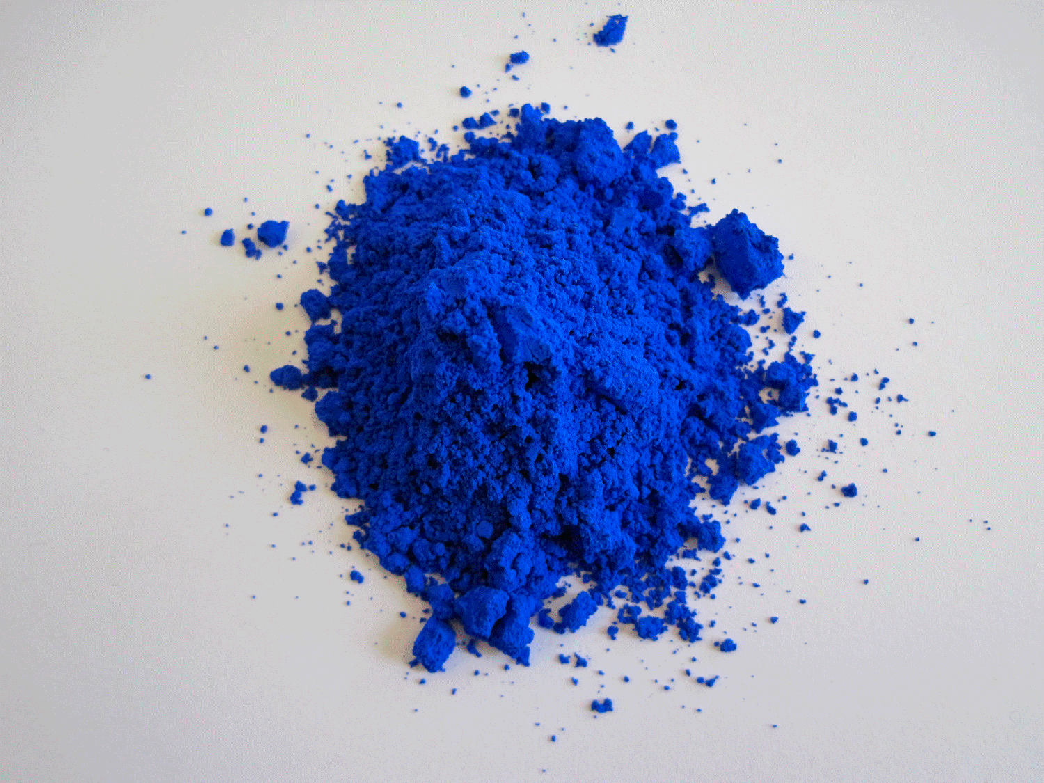 Quienes después de moler sustancias químicas y calentar a 2000 grados ...