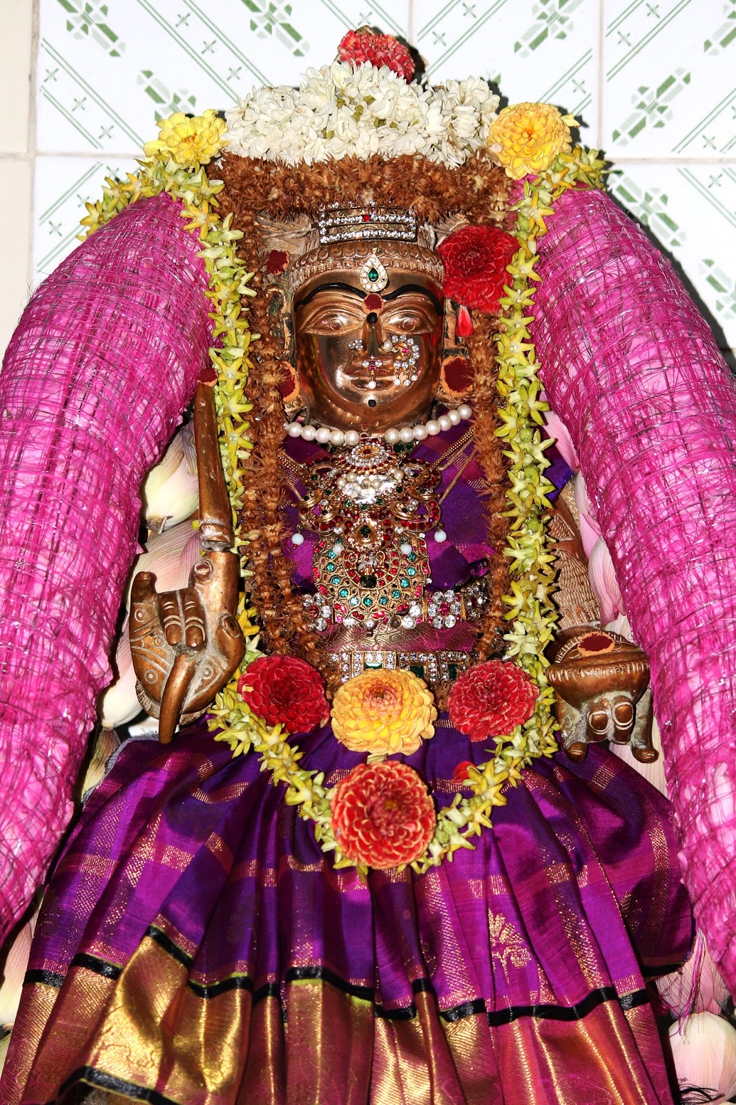Swamy Alangaram: Amman Alangaram