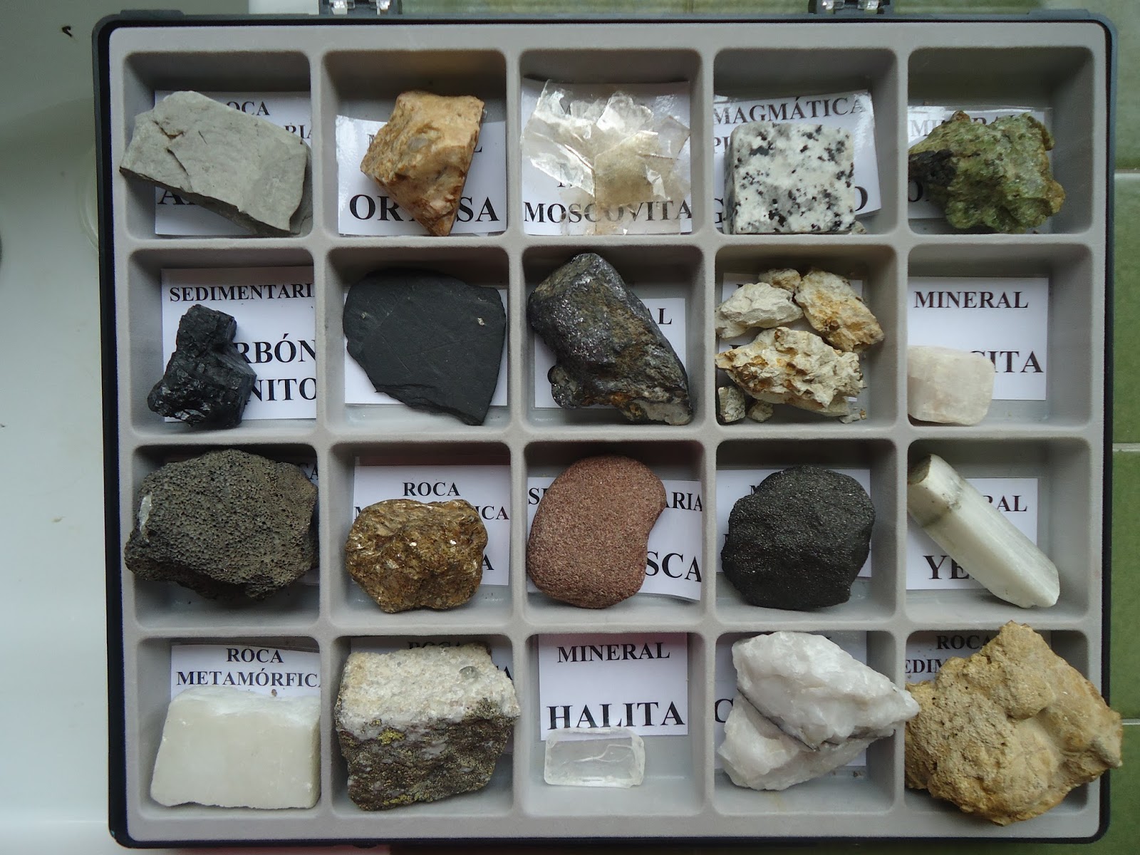 CIENCIAS NATURALES 1 OJA: PRÁCTICA MINERALES Y ROCAS