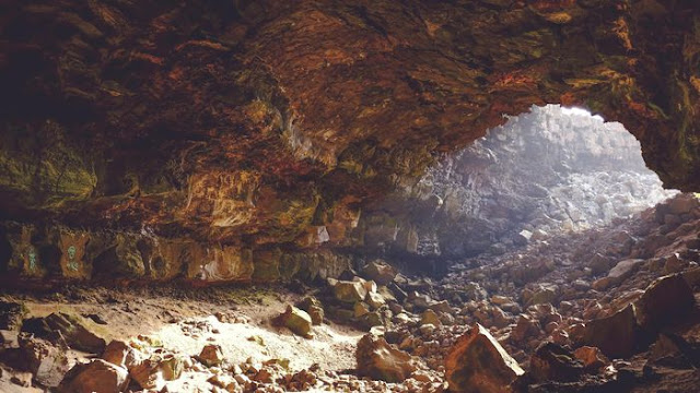 Papua Center for Archaeology discovers prehistoric cave in Sorong City ...