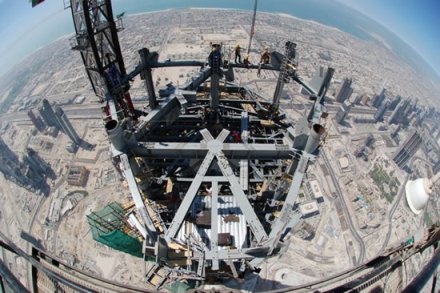Encyclopedia: Burj Khalifa Construction
