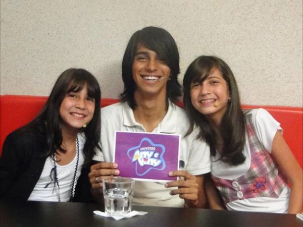 Blog Oficial Do Programa Universo Any E Viny Any E Viny Entrevista Leo Brandão No Cantinho Do