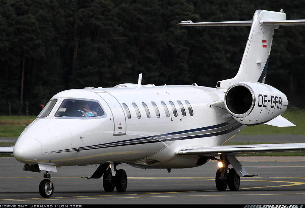 NOTÍCIAS E VÍDEOS DE AVIÕES: LEARJET 45