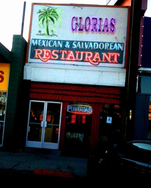 Bill's Triple-D Restaurant Review: Gloria's Cafe - L.A.