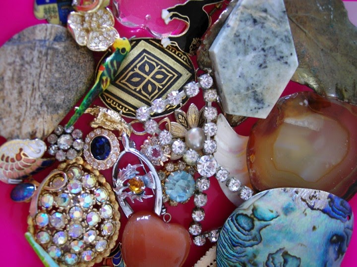 Alice Waldocks Graphics: April 2013