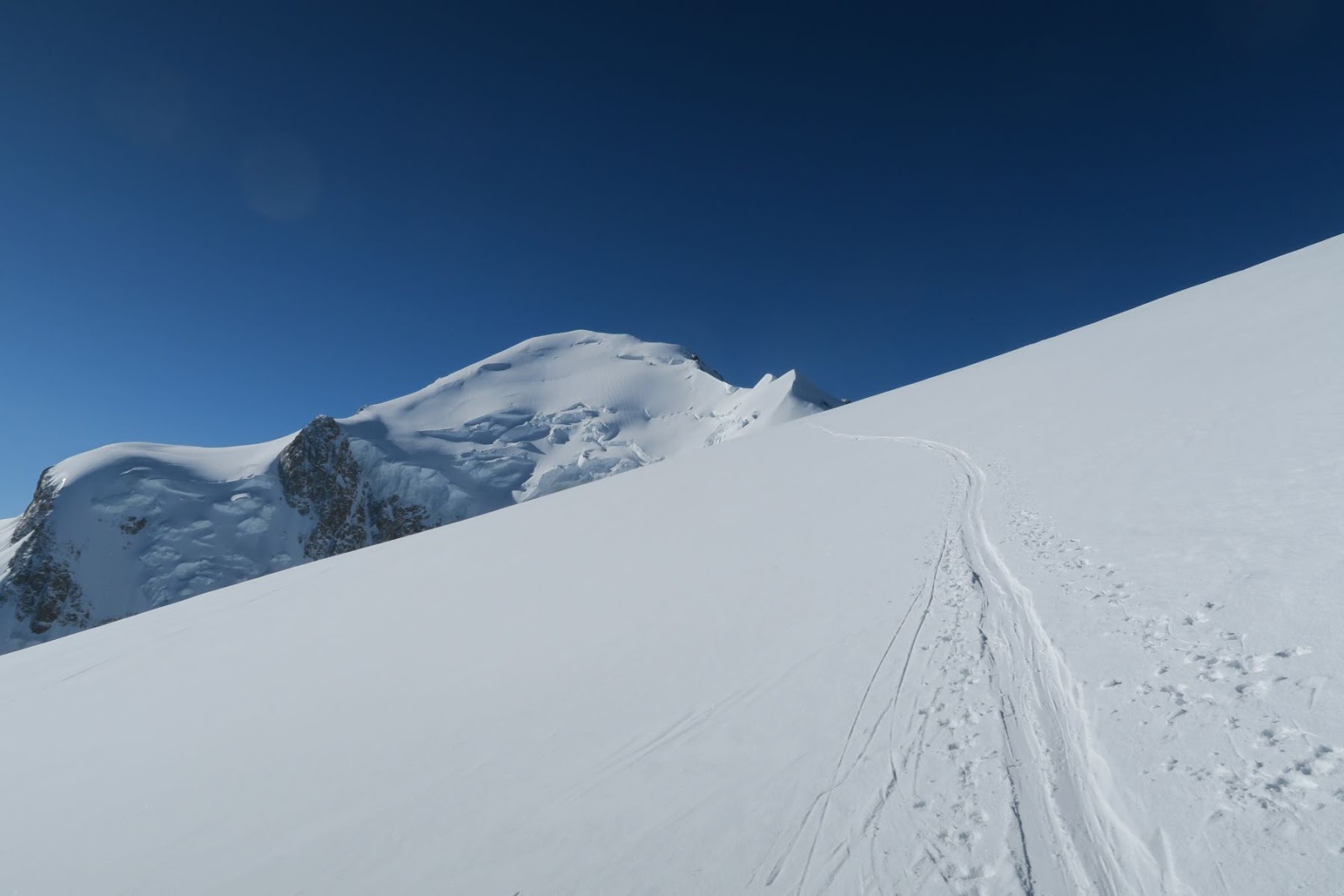 Valentino Cividini: MONT BLANC - ARETE NORD DOME DU GOUTER IN ONE DAY