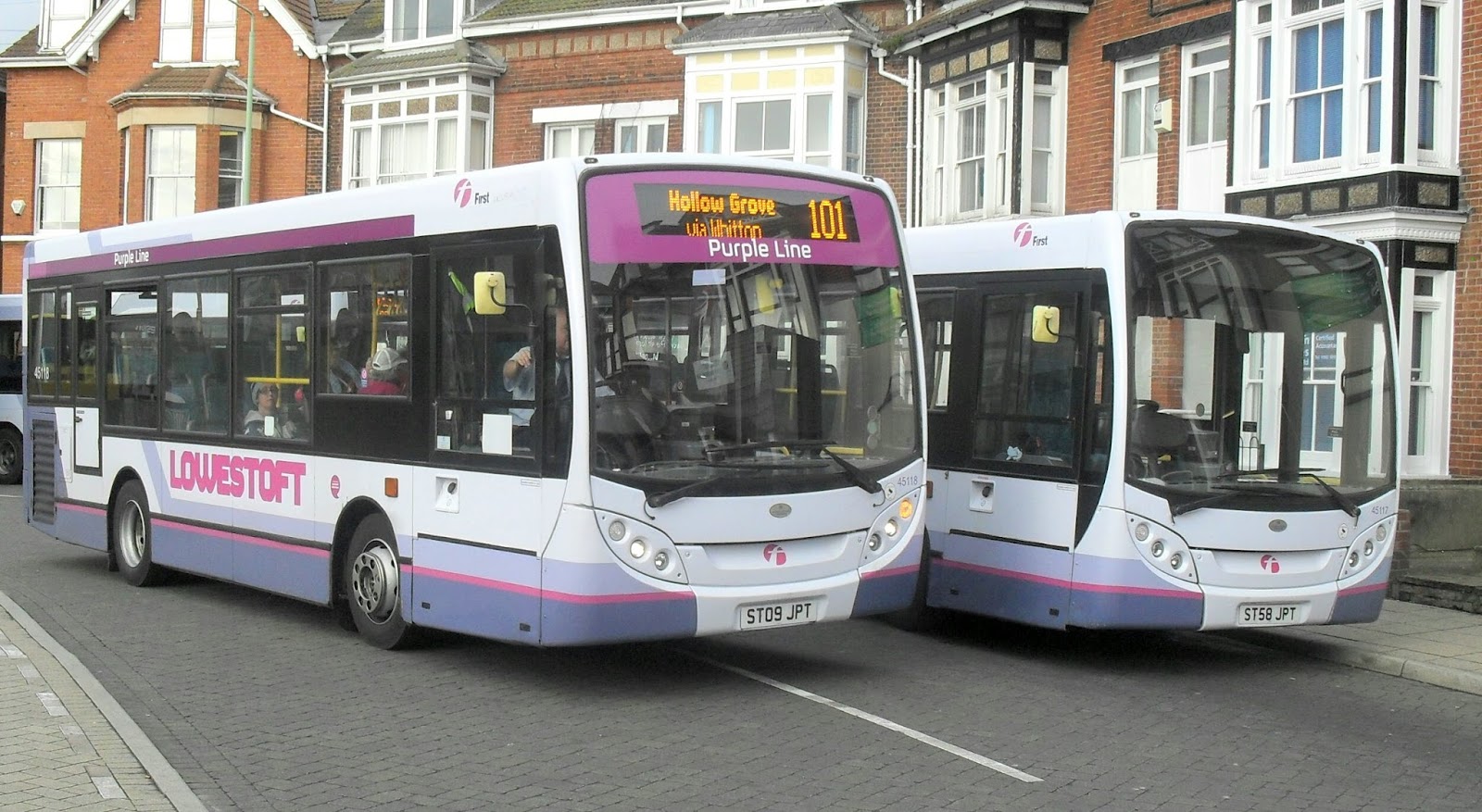 Steve's Bus & Train Page: All Change In Lowestoft