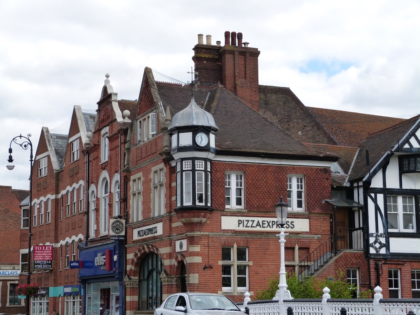 Clock This: Tonbridge