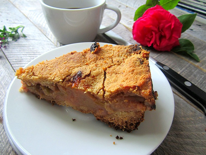 Deep Dish Rhubarb & Apple Streusel