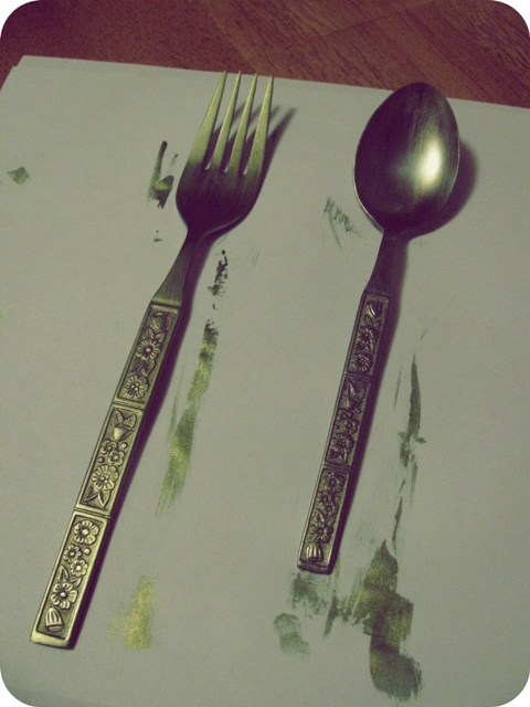 Vintage Gwen: Easy Sliverware Art