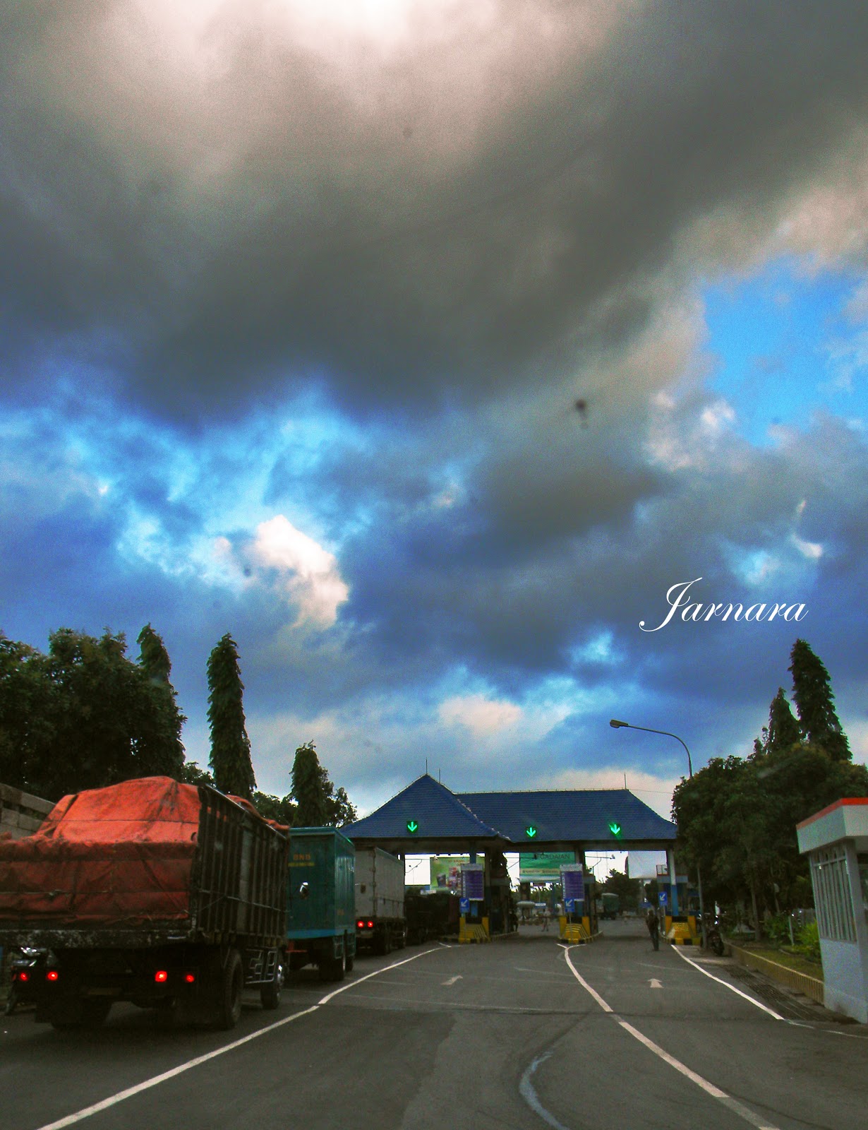 Travel With Jarnara: Beautiful Sunset While Crossing Strait from Java ...