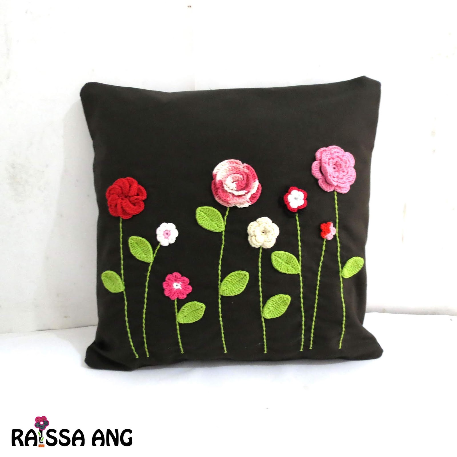 Raissa Ang | specialist rajutan | ready stock bros rajut