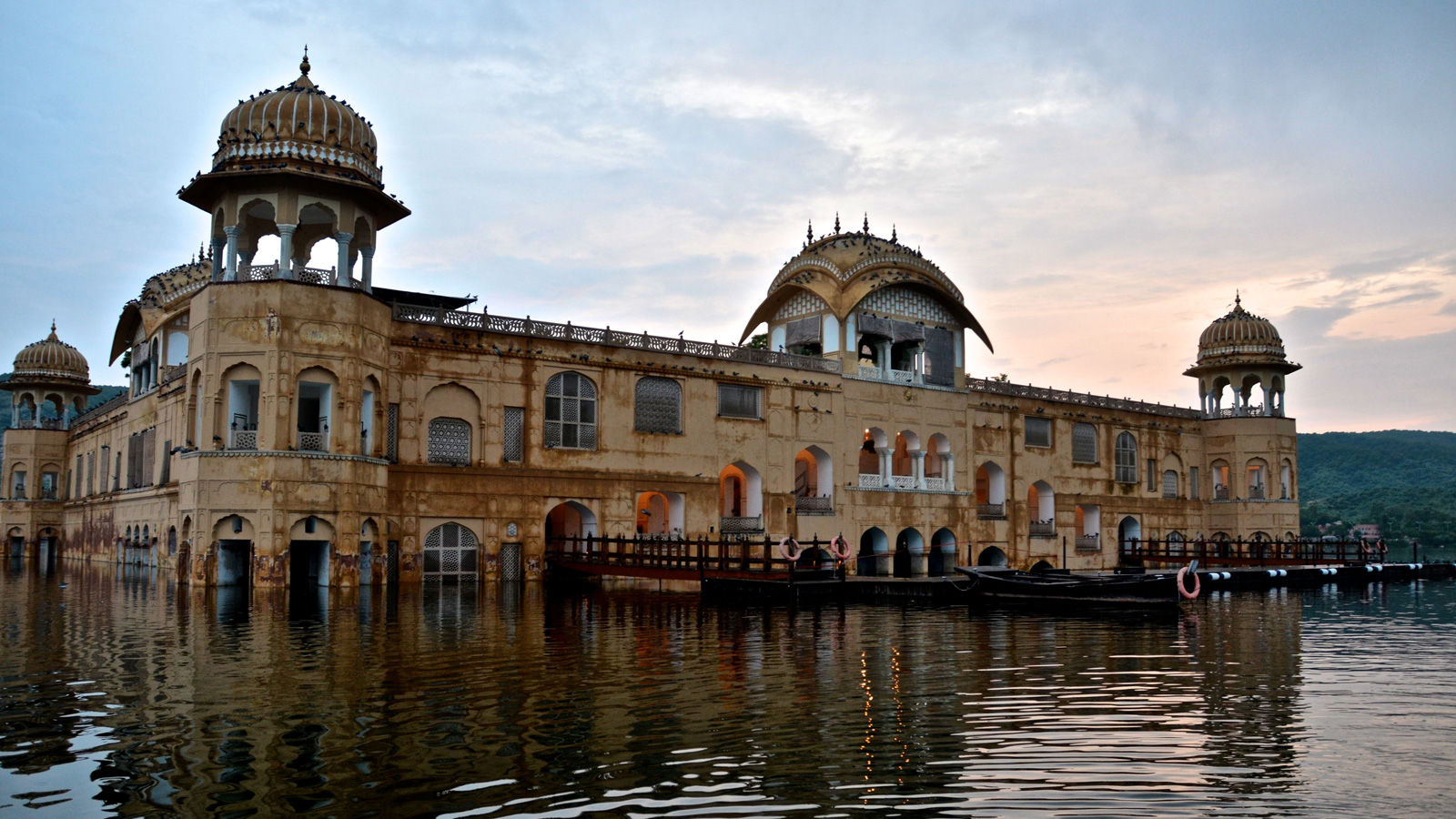 Places to Visit Before you Die : Jal Mahal - Place to visit in Jaipur ...