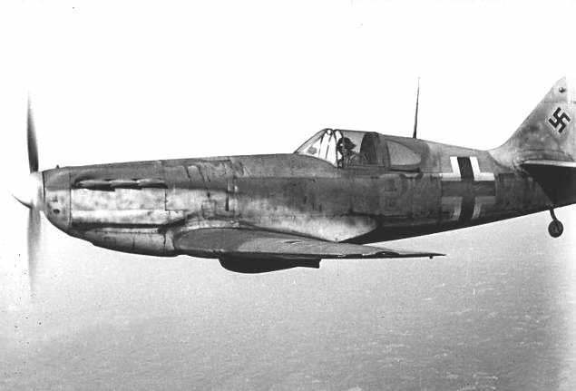 World War 2 Eagles: Dewoitine D.520 - photogallery