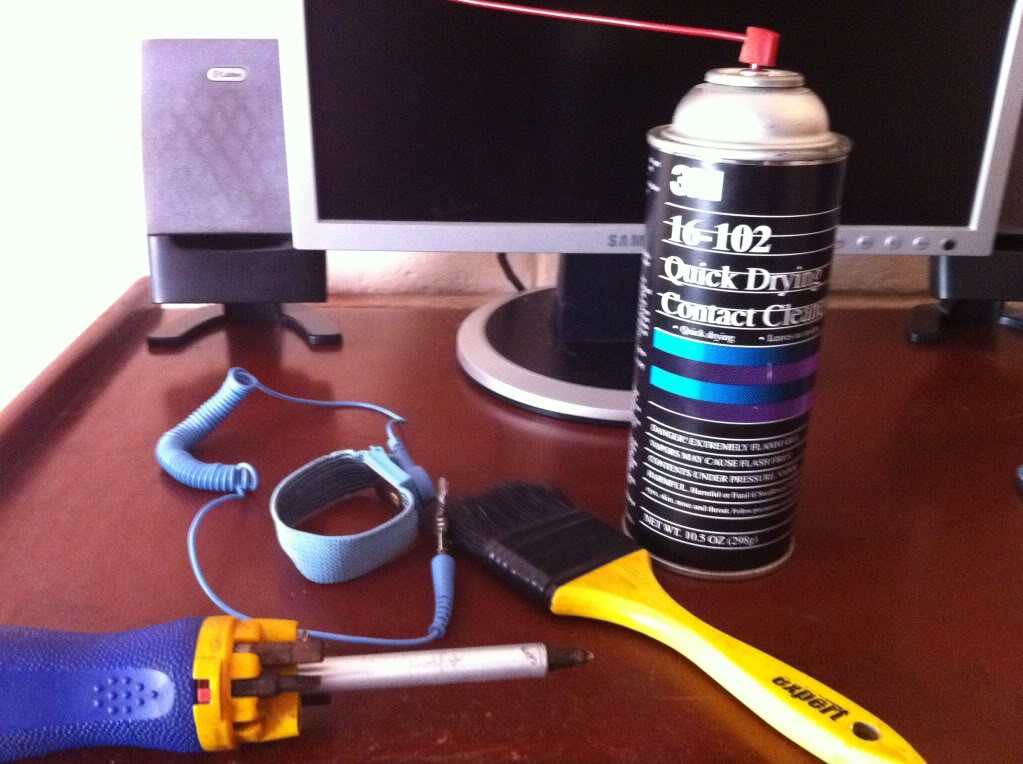 Mantenimiento Correctivo y Preventivo del Equipo de Computo