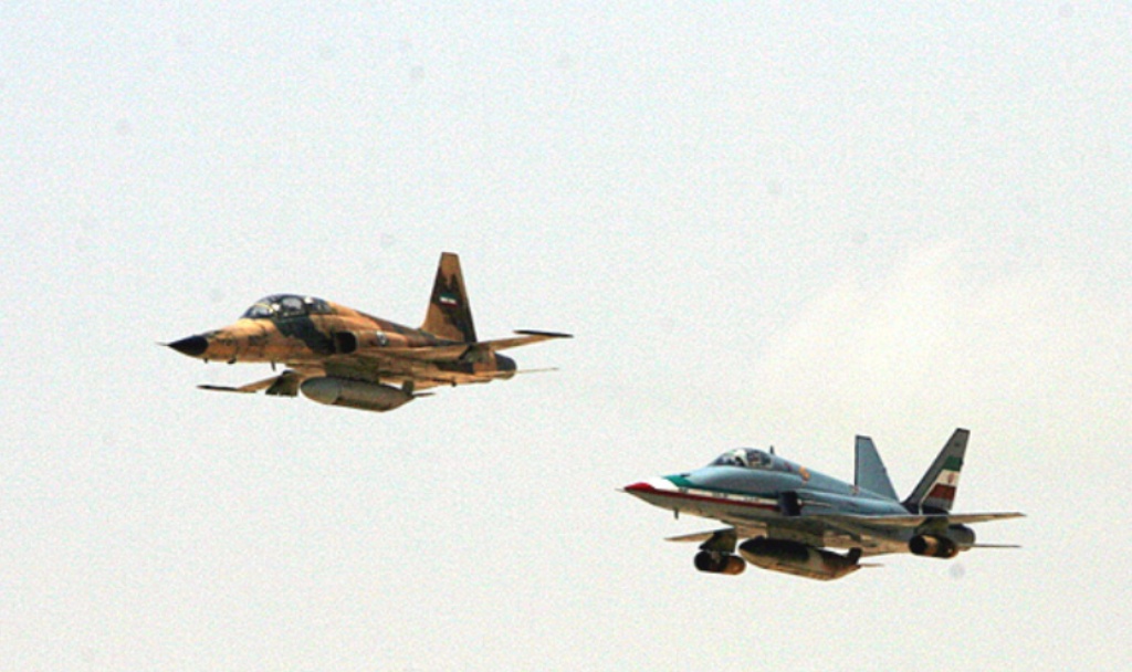 Iranian Saeqeh and F-5 Fighter Jets Flying Side By Side | Global ...