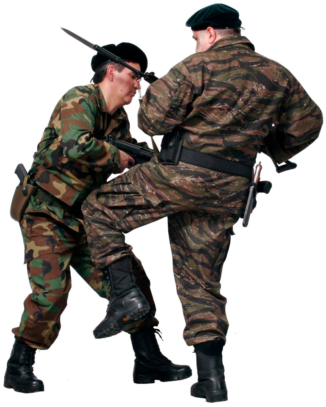 Academia de Tiro & Autodefensa "AK 47": AUTODEFENSA