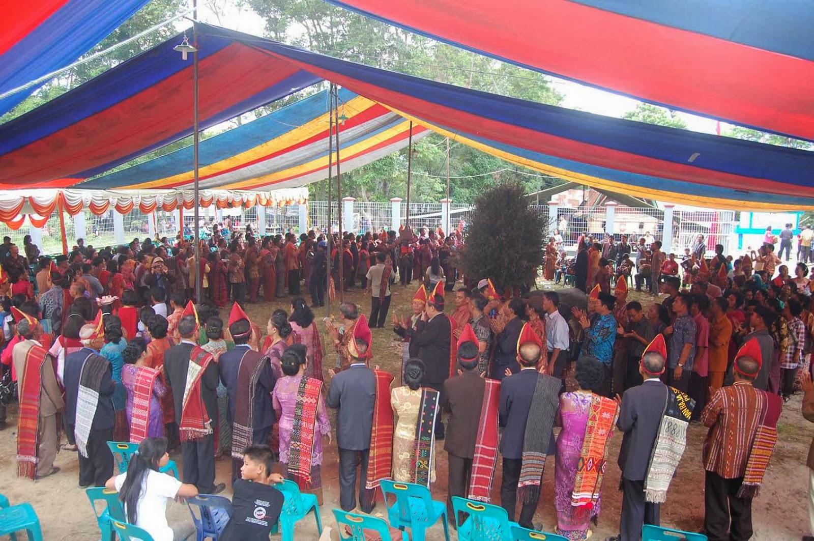 Tugu Manihuruk Bangkitkan Wisata Samosir | WARNA