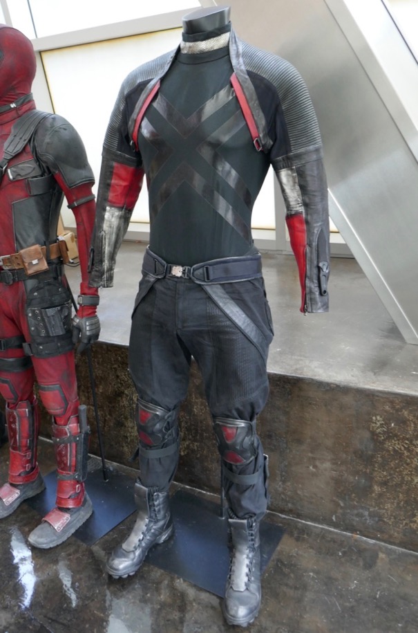 Hollywood Movie Costumes and Props: Deadpool 2 movie costumes on ...