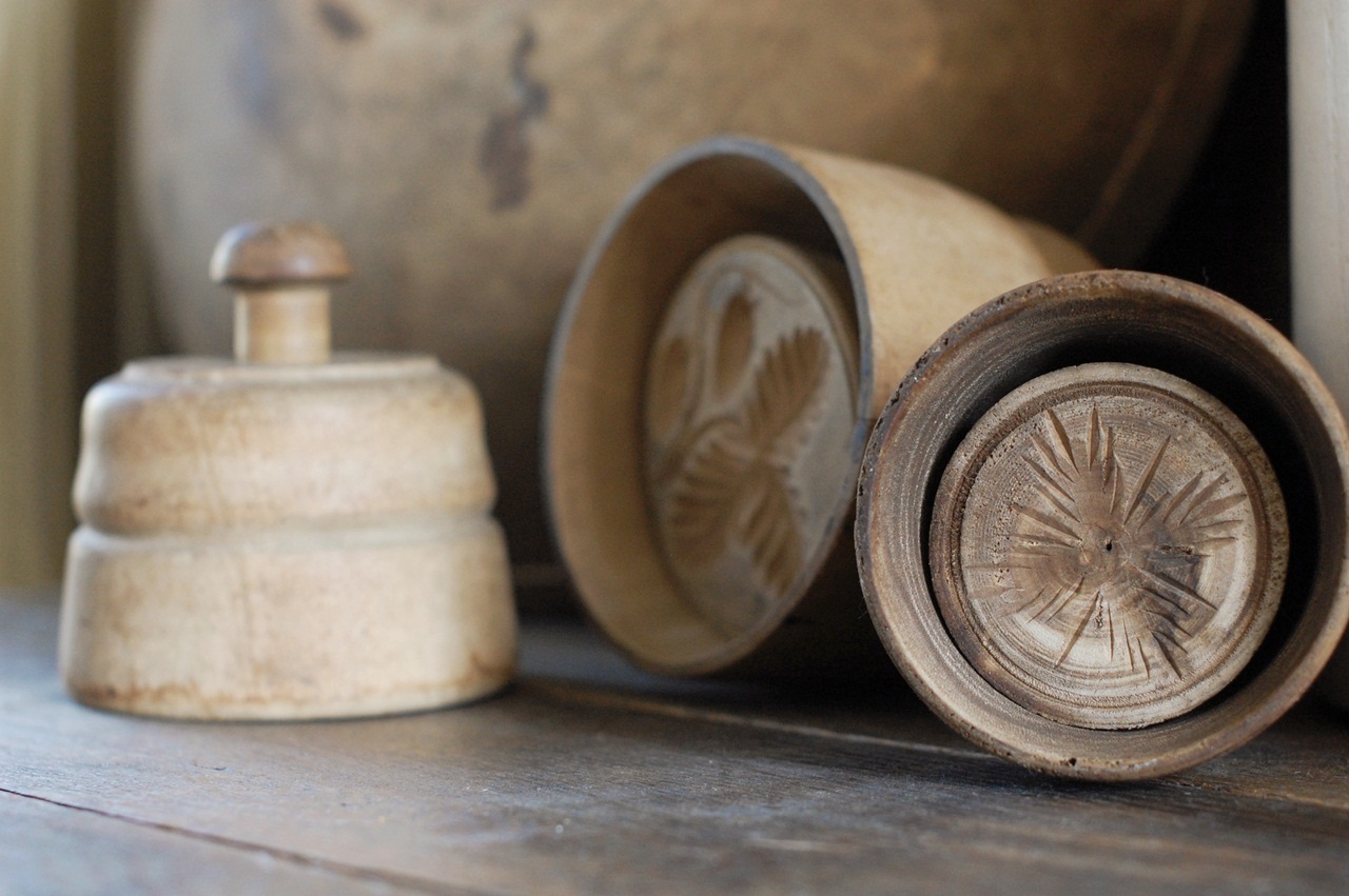 Frog Goes to Market: Collecting Butter Molds