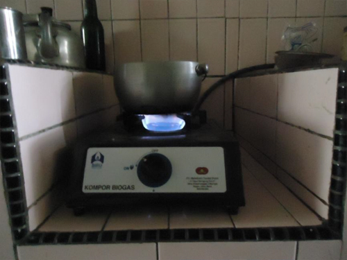 BLOG TEKNIK & VOKASI: Instalasi Manometer dan Kompor Biogas