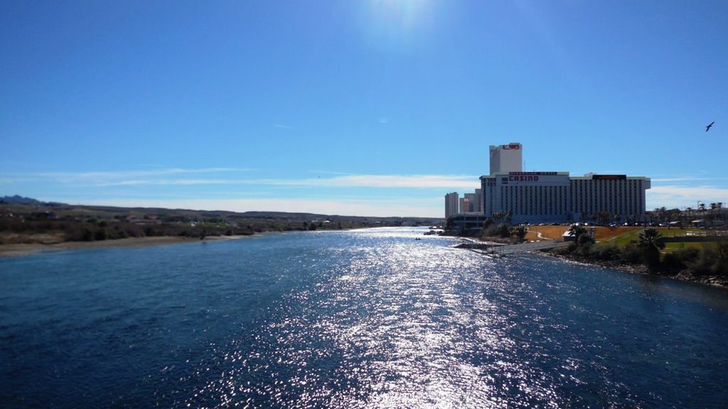Laughlin Buzz: Pics from Colorado River: Laughlin and Bullhead City